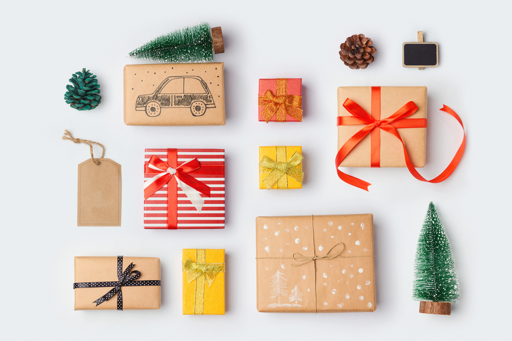 Organize Your Holiday Gift-Giving - ClothingDonations.org